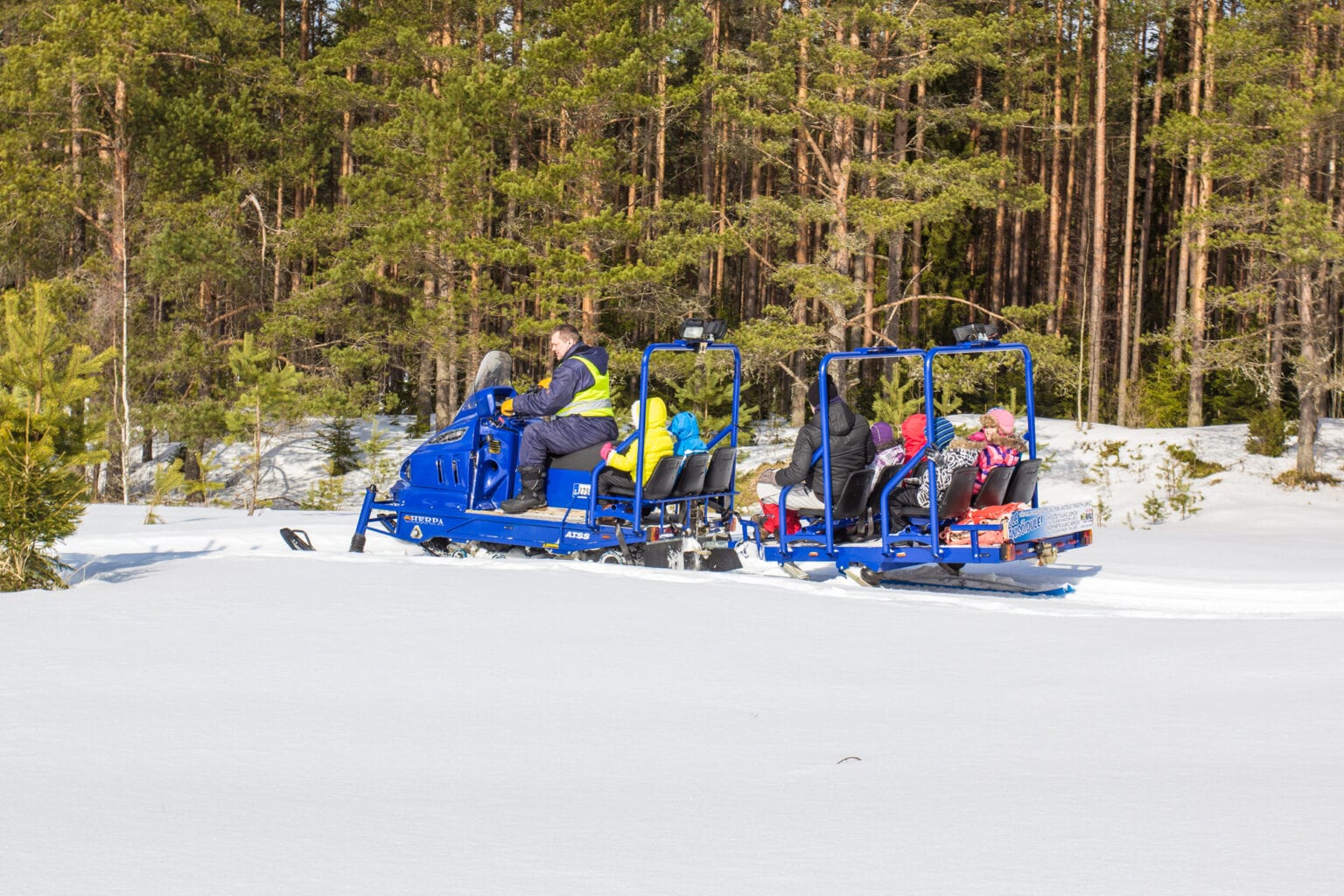 Lapse sünnipäev talvel? 5 vahvat peoideed ÕUES! – PartyUP mängutuba